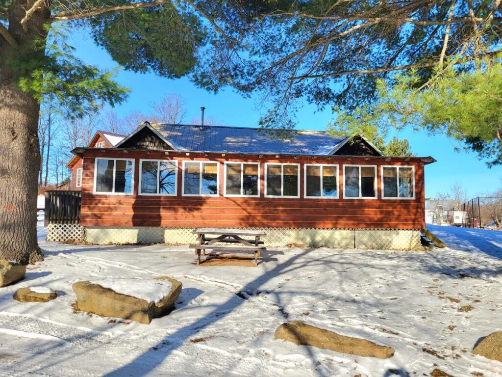Chemong #5 Cabin - Fernleigh Lodge Resort